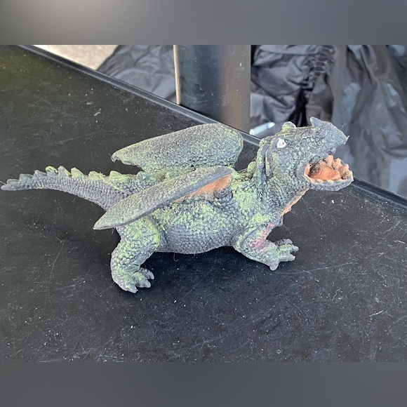 Toys | Flying Realistic Dragon Rubber Size 7 Toy Major Squishy Toy ...